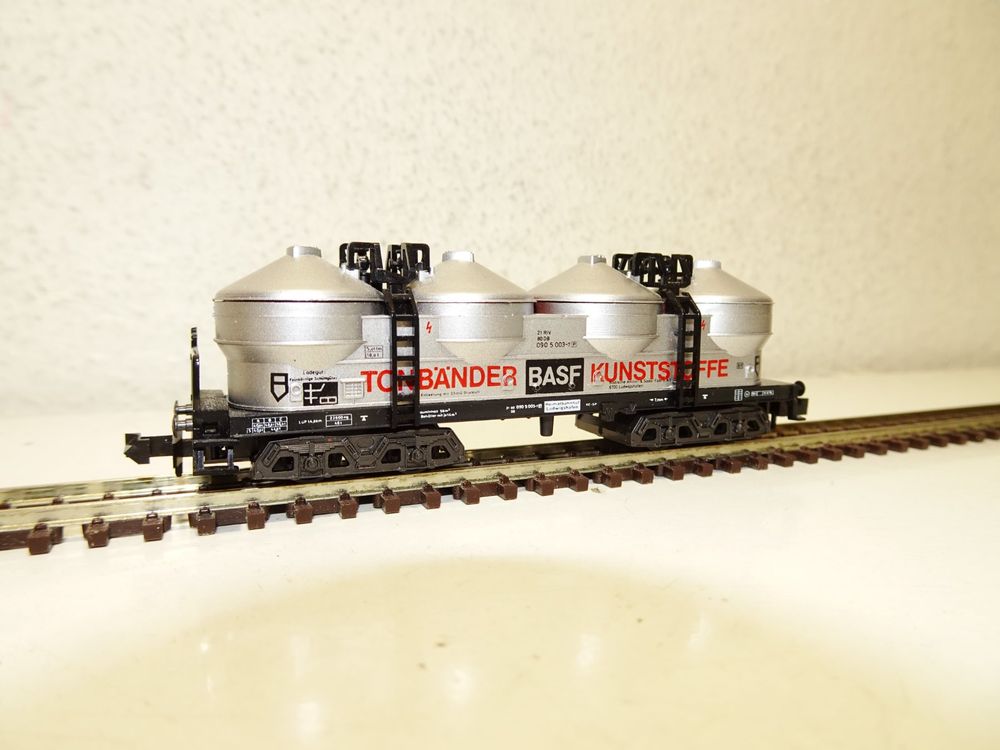 Minitrix Güterwagen DB BASF Behälterwagen Spur N 13586 (Neu (gemäss ...