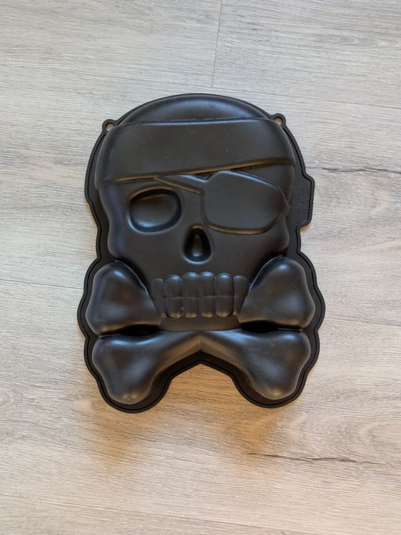 Moule à gâteau tête de mort pirate 💀🏴‍☠️ (Neu (gemäss Beschreibung)) in ...