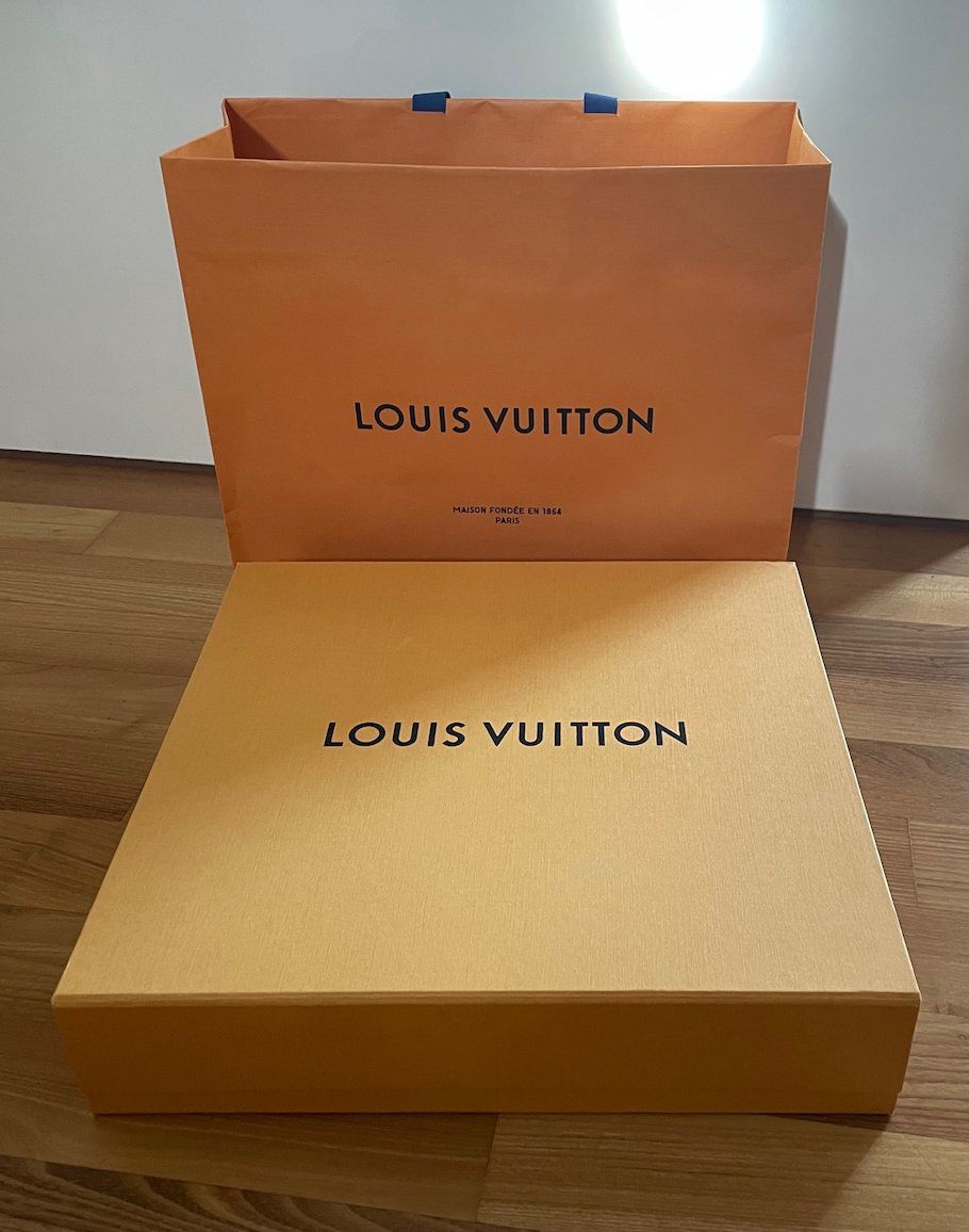 💖 Louis Vuitton Box und Papiertüte (Neu (gemäss Beschreibung)) in Steinhausen für CHF 40 – mit ...
