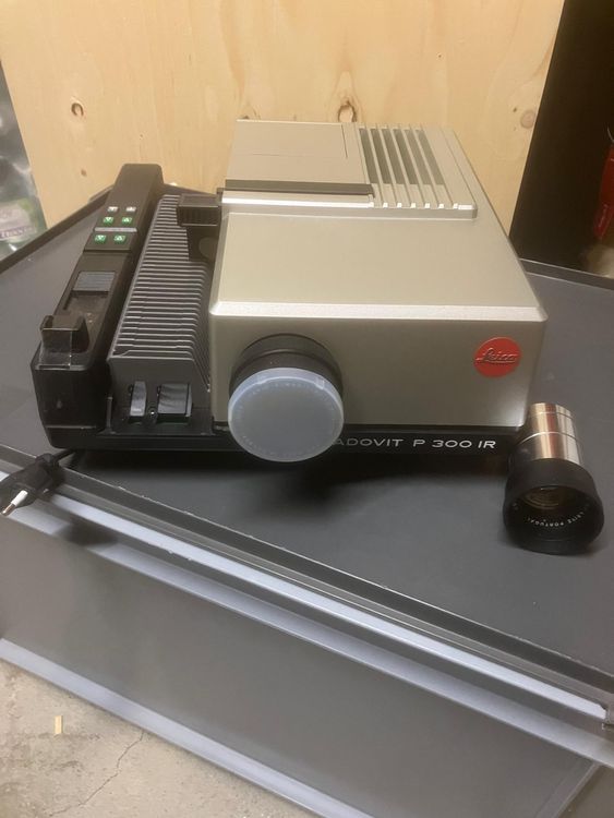Dia Projektor Leitz Pradovit P 300 IR | Kaufen auf Ricardo