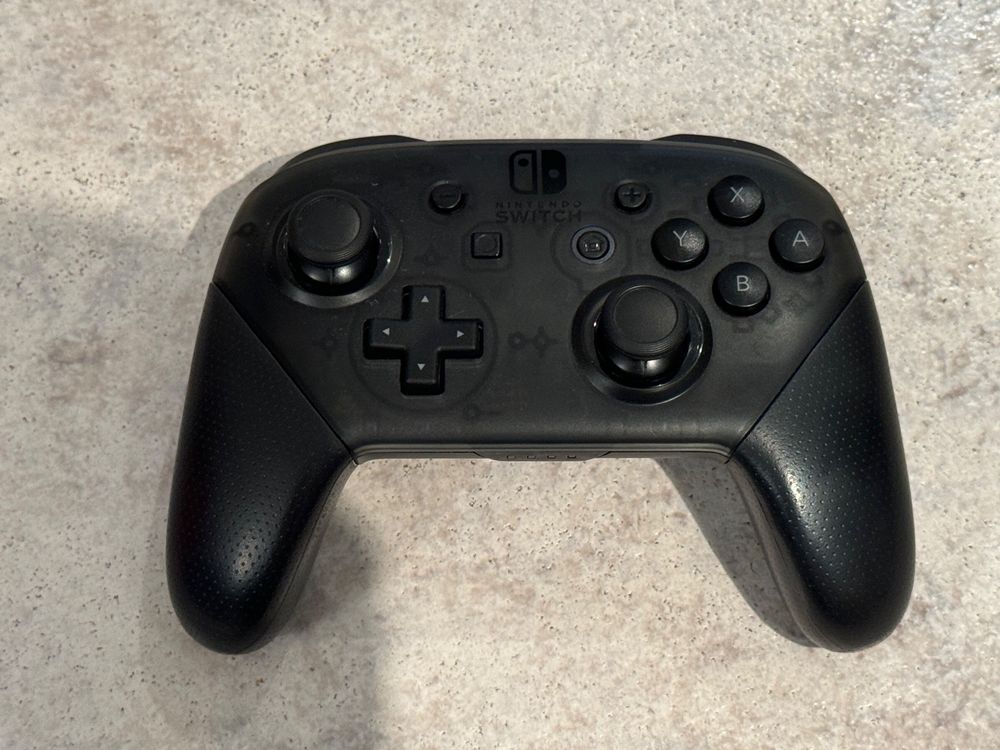 Original Nintendo Switch Pro Controller | Kaufen auf Ricardo