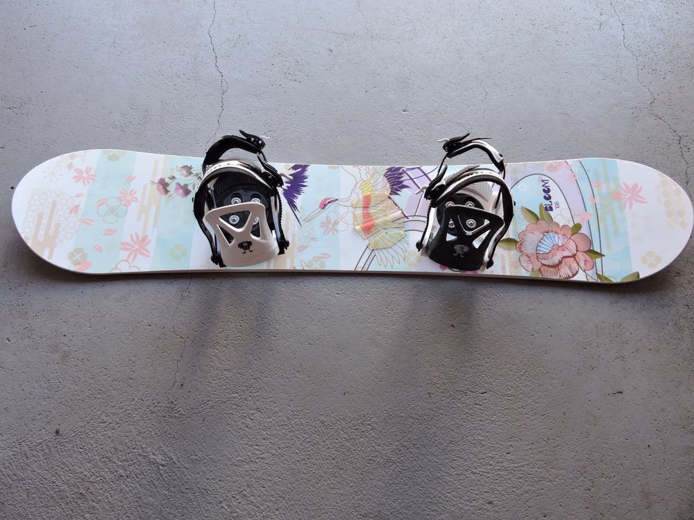 Snowboard FTWO Bloom 135 | Kaufen auf Ricardo