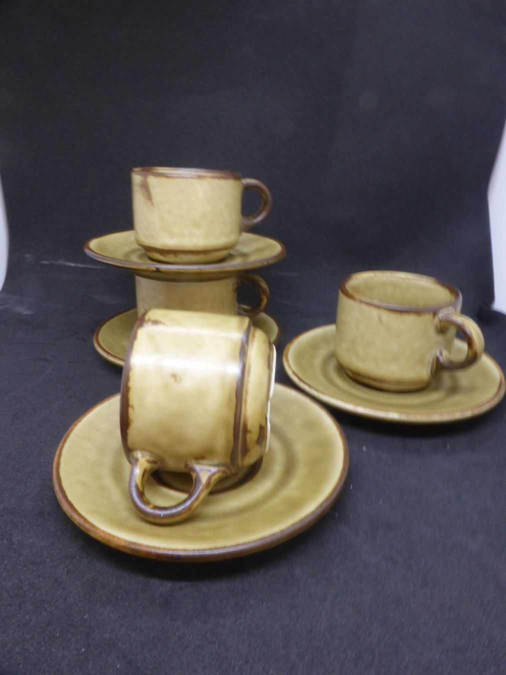 Langenthal décor Sahara 4 tasses et soucoupes à mocca (Gebraucht) in ...