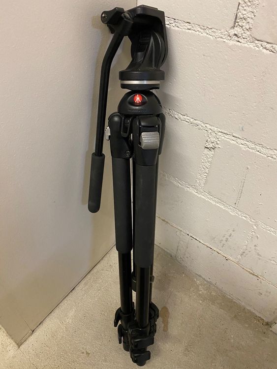 Manfrotto 700RC2 (Gebraucht) in Niederhasli für CHF 150 – mit Lieferung ...