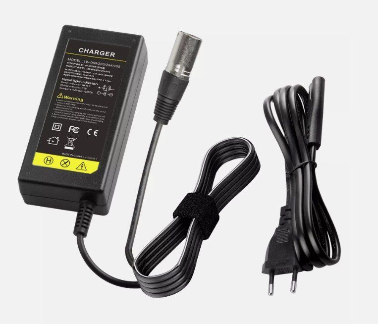 Ladegerät 24V Lithium Ionen E-Bike Elektrofahrrad 29.4V 2A (Neu (gemäss Beschreibung)) in ...