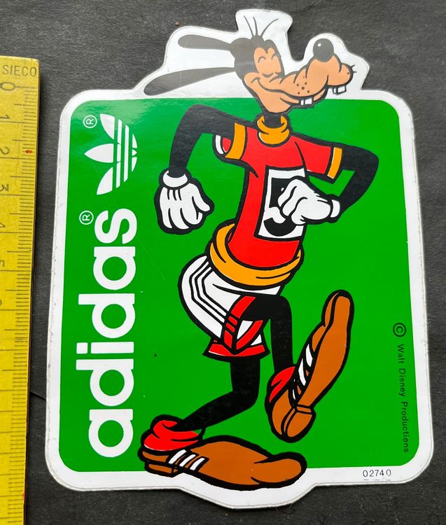 Adidas mit Goofy Walt Disney/ Aufkleber | Kaufen auf Ricardo