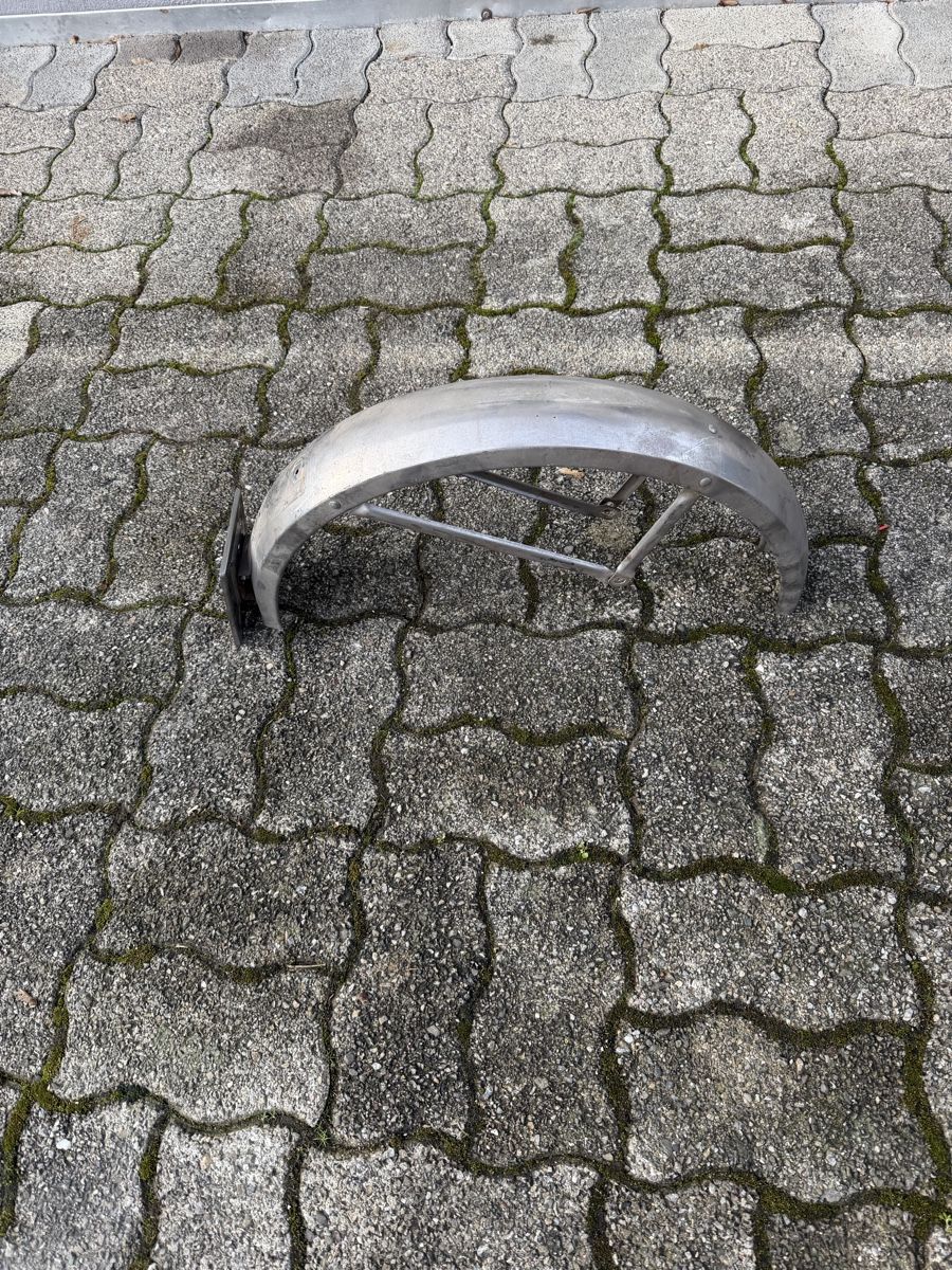 Piaggio Bravo Kotflügel (Gebraucht) in Kaiserstuhl AG für CHF 30 – nur ...