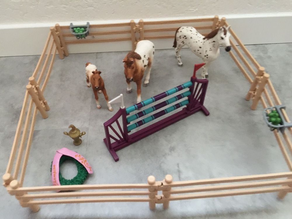 Schleich Appaloosa Pferde mit Gatter | Kaufen auf Ricardo