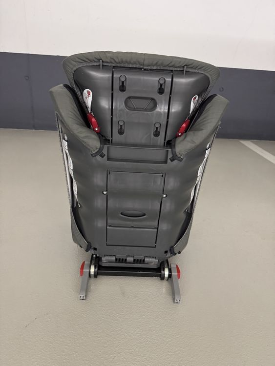 Child Car Seat with ISOFIX and Adjustable Headrest – Peugeot (Gebraucht ...