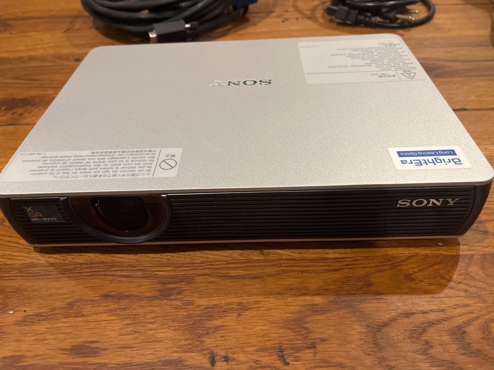 Beamer SONY (Gebraucht) in Ittigen für CHF 26 – mit Lieferung auf ...