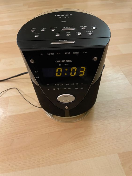 Grundig CD-Player - Radio - Wecker (Gebraucht) in für CHF 7 – mit ...