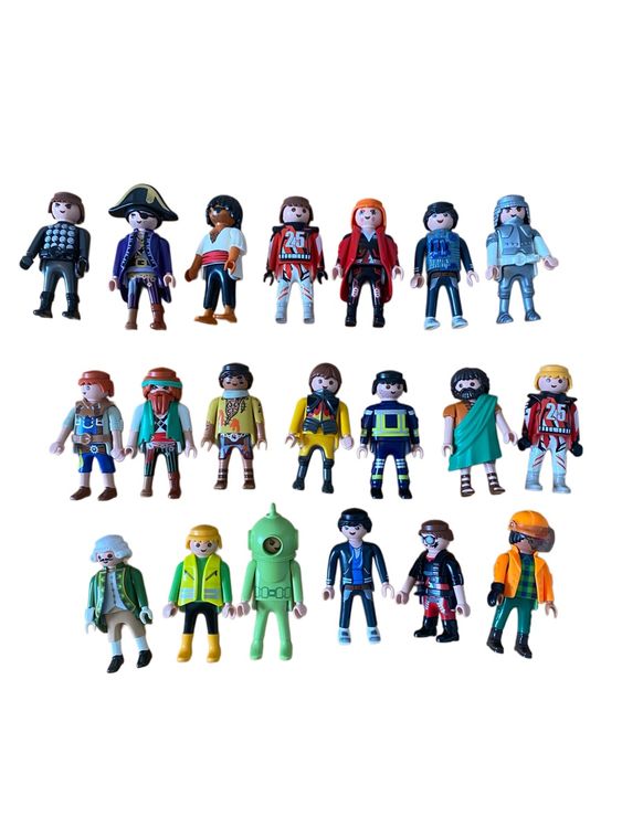 div. PLAYMOBILE FIGUREN (Neu (gemäss Beschreibung)) in Kilchberg ZH für ...