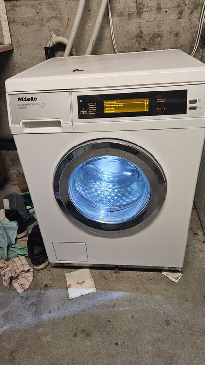 Miele W5000 WPS Supertronic - Waschprogramme laufen (Defekt) in ...