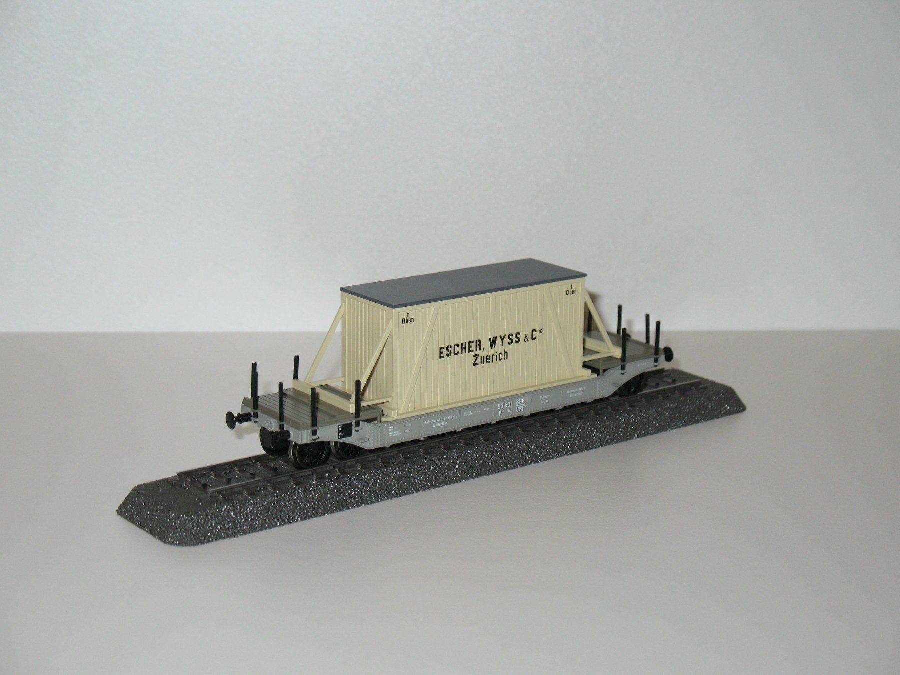 Beladener Tiefladewagen SSt der SBB in H0=/ Brawa 47908 (Neu (gemäss ...