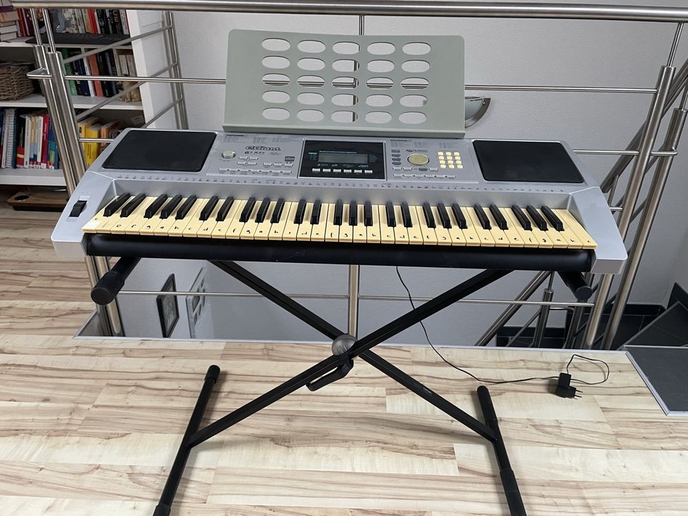 C.Giant Keyboard mit Ständer | Kaufen auf Ricardo