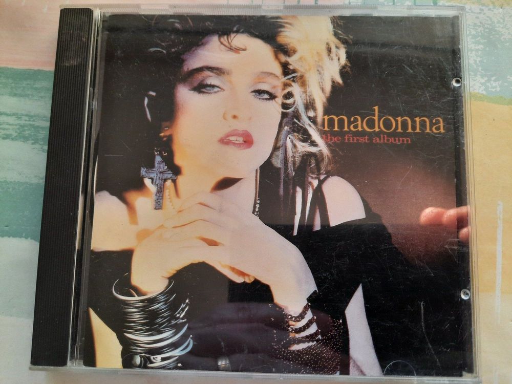 CD Madonna - The First Album (Gebraucht) in Pully für CHF 5 – mit ...