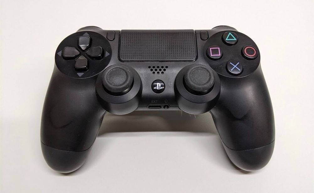 Originaler Playstation 4 Controller schwarz (Gebraucht) in Elsau für CHF 30 – mit Lieferung auf ...