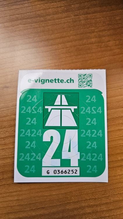 Autobahnvignette 2024 (Neu und originalverpackt) in Altendorf für CHF 37 – mit Lieferung auf ...