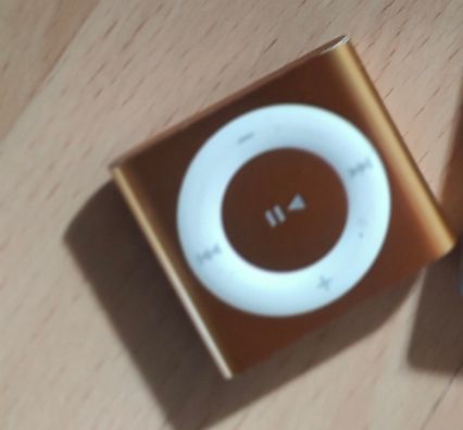 Ipod Shuffle Gold (Gebraucht) in Ebikon für CHF 21 – nur Abholung auf ...