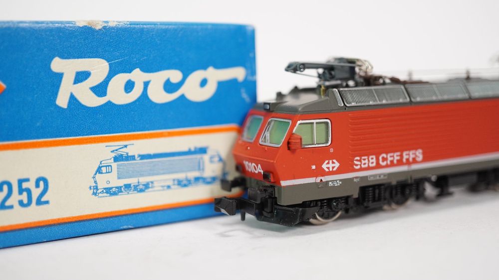 e3 Spur N Roco 23252 SBB Re 4/4 IV 10104 rot (Gebraucht) in Thun für CHF 79 – mit Lieferung auf ...
