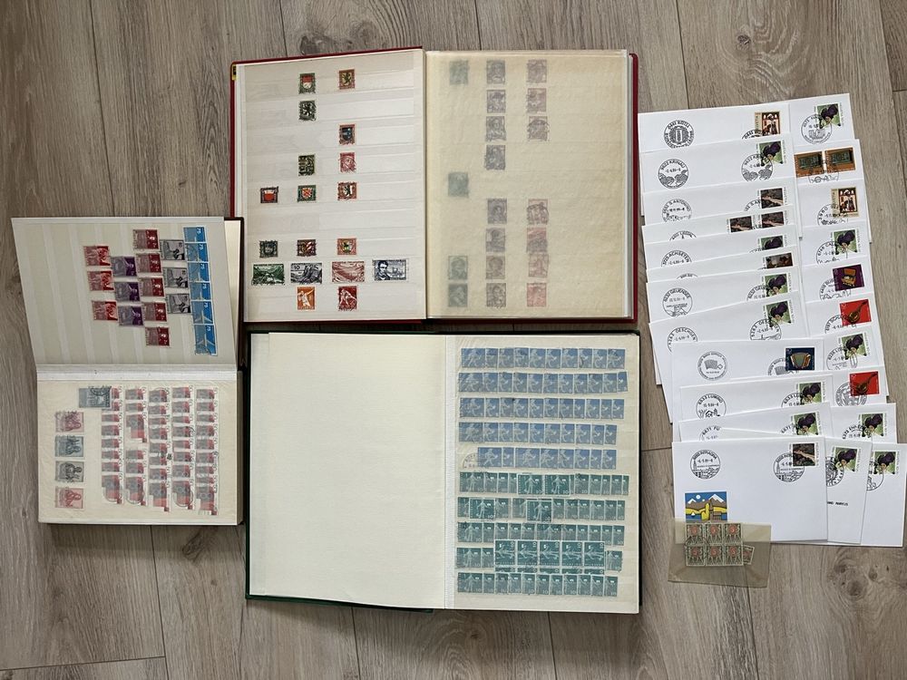 COLLECTION Timbres CH Doubles (D'occasion) à Sottens pour CHF 20 – avec ...