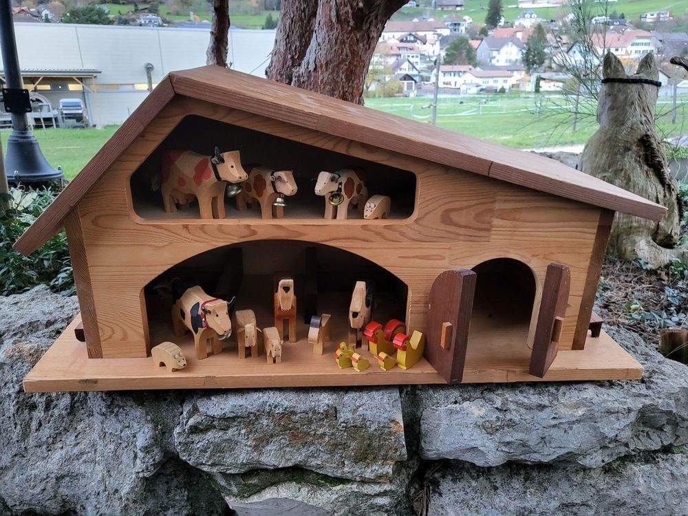 Stall /Holzstall/Bauernhof Spielba,massiv,Holz-Tiere,Swiss | Kaufen auf ...
