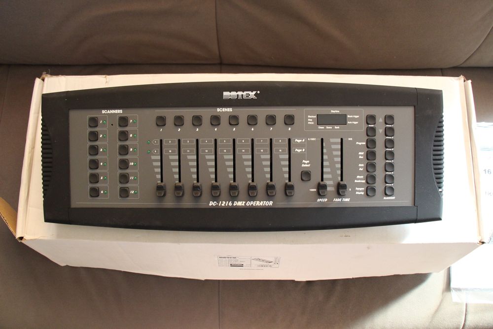 Botex DC-1216 DMX Controller Operator Licht Steuerpult (Neu und originalverpackt) in Thusis für ...