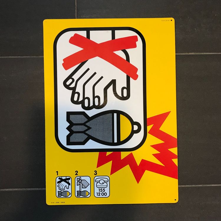 >TOP Fun- BLECHSCHILD Gefahr WAFFE Pistole USA Armee Militär (Neu und ...