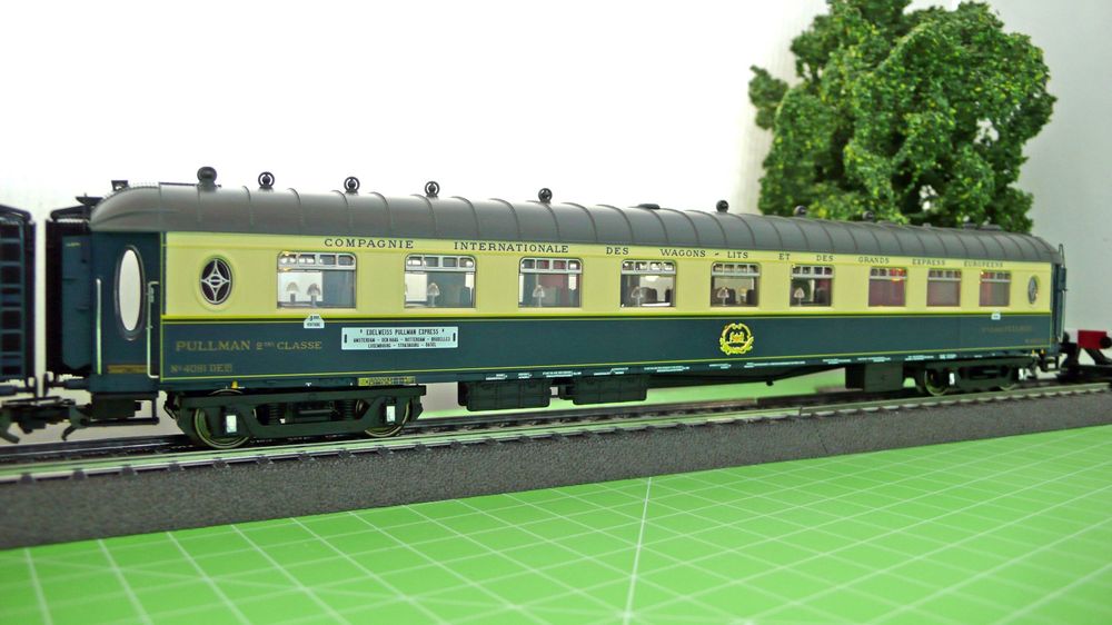 Märklin 42470 - 6-tlg. Pullman Wagen-Set EDELWEISS - NEU/OVP (Neu und ...
