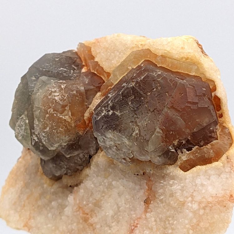 ROT-GRÜN POLYCHROMER FLUORIT eingebettet in QUARZ (Neu (gemäss Beschreibung)) in Balerna für CHF ...