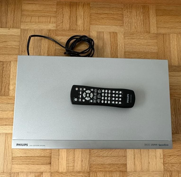 PHILIPS DVP 3055 VHS/DVD Player Videorecorder Kombi Recorder (Gebraucht ...