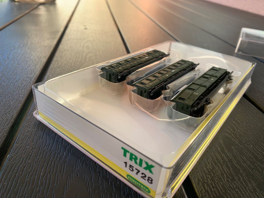 15728 TRIX 3-er Abteiwagen-Set Deutsche Reichsbahn neu OVP (Neu und ...
