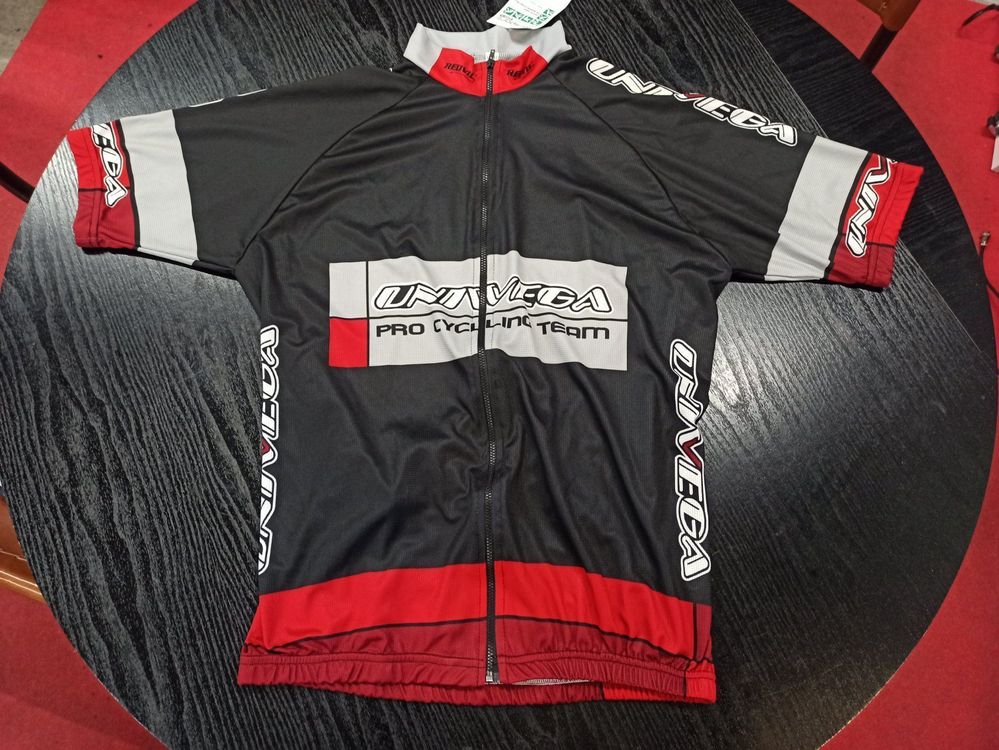 Univega Bikeshirt (Neu und originalverpackt) in Olten für CHF 10 – mit ...
