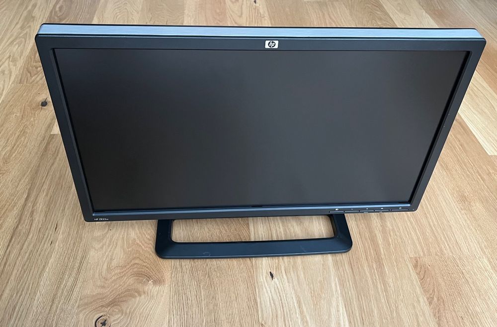 Computer-Monitor von HP (Gebraucht) in Schwyz für CHF 9 – nur Abholung ...