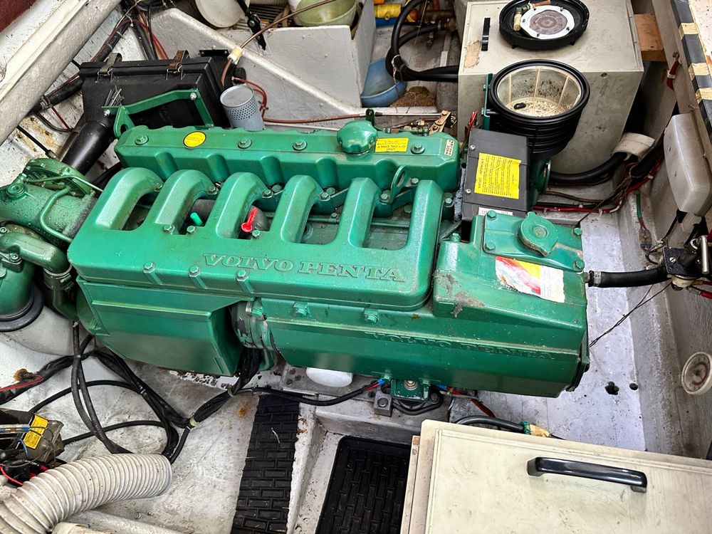 BOOT-MOTOR VOLVO PENTA DIESEL TDI D40 (Gebraucht) in St-Aubin FR für ...