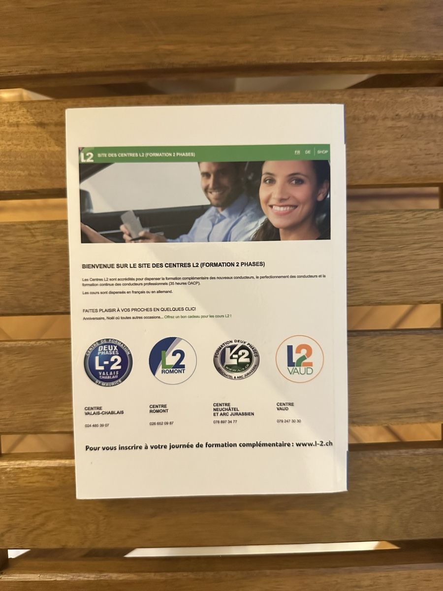 Bien conduire - Les règles suisses de la circulation routièr (Neuf ...