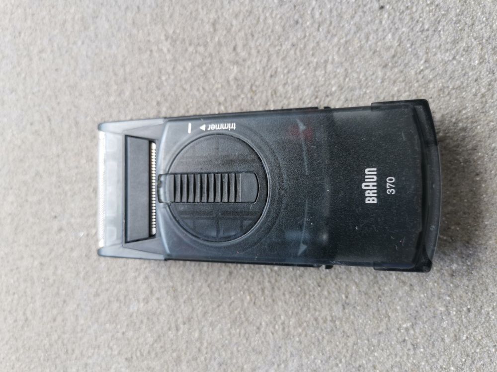 RASIERER BRAUN 370 Reiserasierer mit AA Batterien (Gebraucht) in Urdorf ...