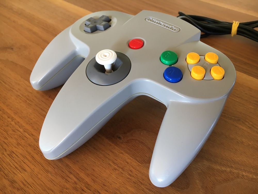 N64 Controller grau - Stick repariert (2) (Gebraucht) in Wisen SO für ...