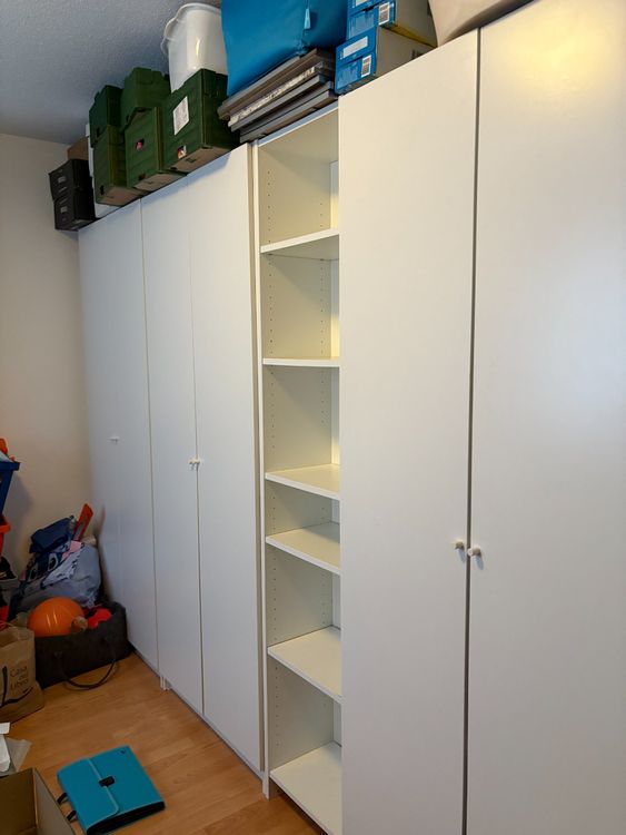 grosse Bücherwand ( Billy Regale 3.5) mit Türen (Gebraucht) in Wetzikon ...