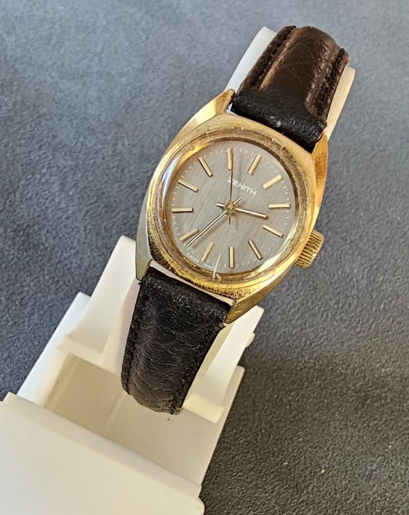 ZENITH Handaufzug Swiss Made Vergoldet Damenuhr | Kaufen auf Ricardo