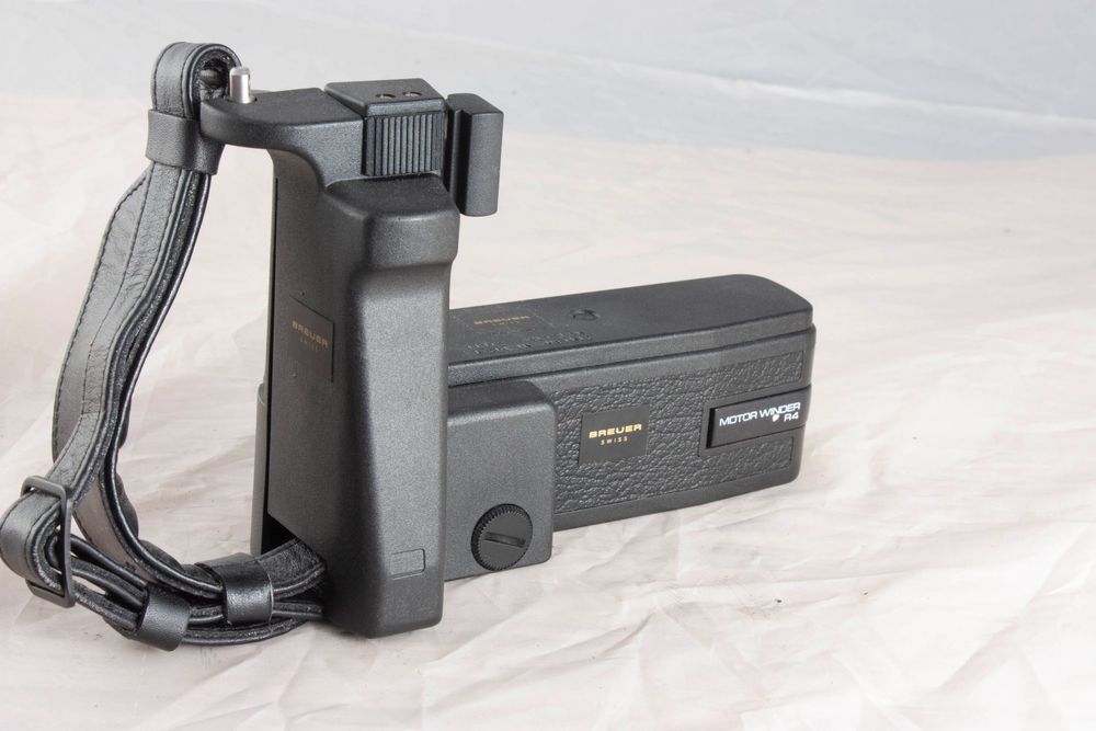 LEICA Motor Winder R4 mit Handgriff (Gebraucht) in Zürich für CHF 60 ...