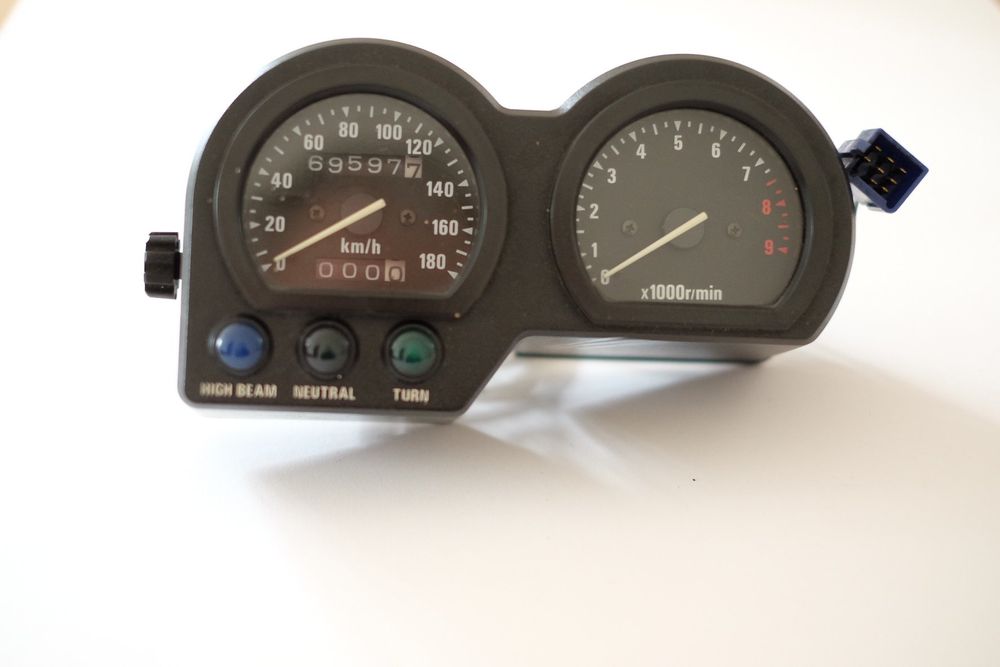 Tachoeinheit DR 650 Suzuki (Gebraucht) in Stein für CHF 30 – mit ...