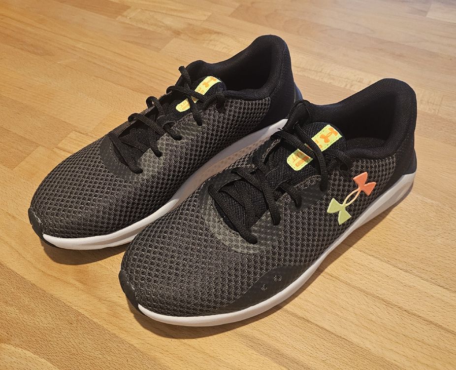 Under Armour Laufschuhe Gr. 43 (Neu (gemäss Beschreibung)) in Brunegg ...
