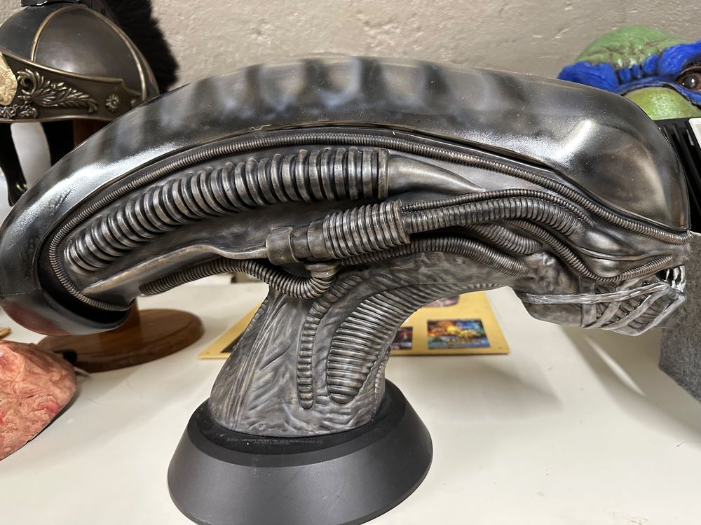 1:2 Giger Alien Büste DVD Box NOT Sideshow Hot Toys (Gebraucht) in ...