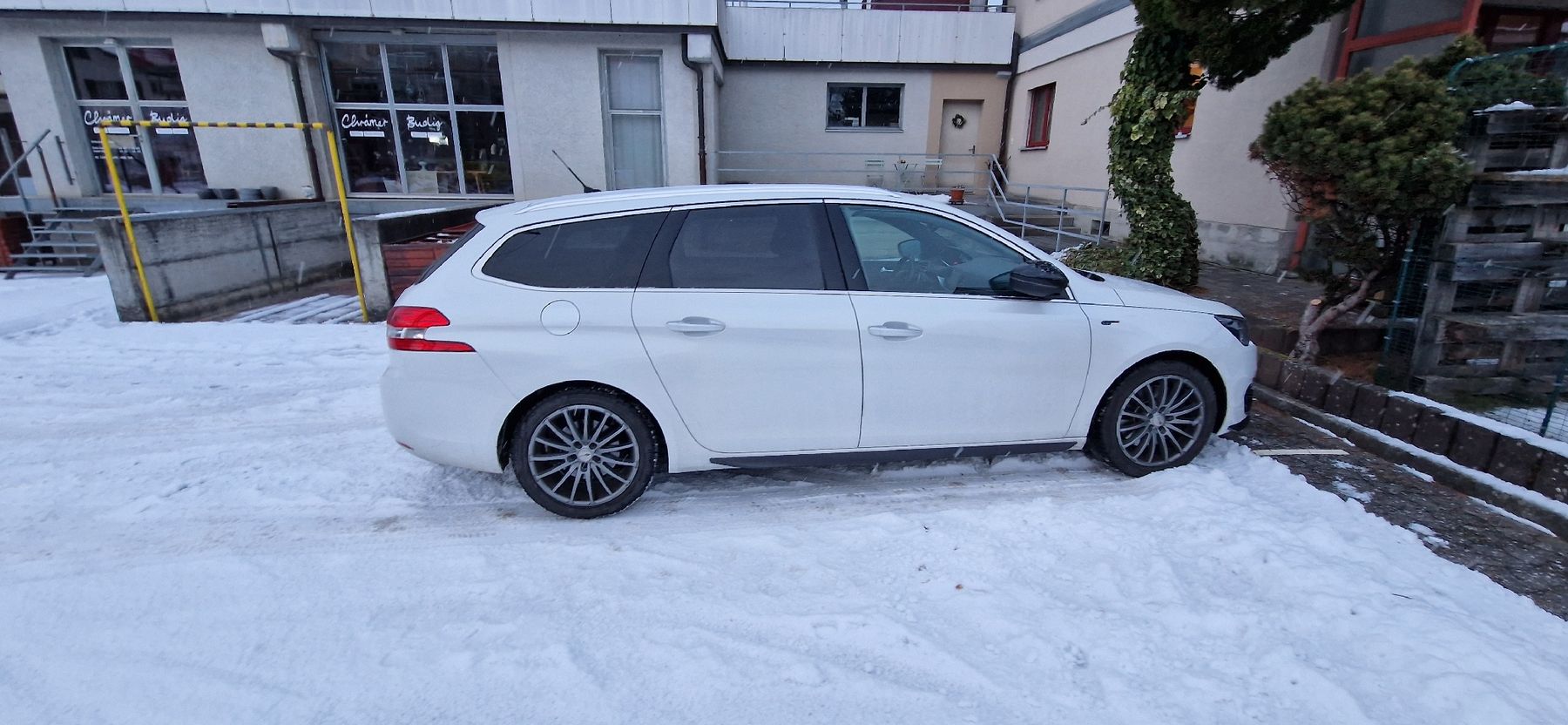 Peugeot 308 SW GT 2.0HDi 180 Ps Automat (Gebraucht) in Lützelflüh-Goldb ...
