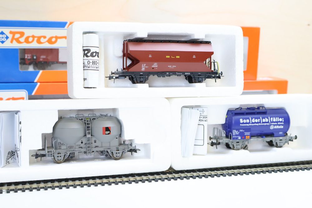ROCO 8 x SBB Tankwagen & Güterwagen H0 - Neupreis: 250.- (Gebraucht) in ...