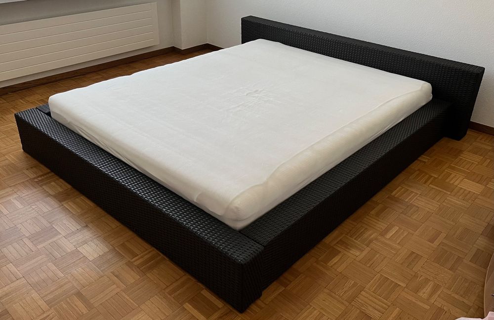 Bett 160x200 mit Rattanoptik, inkl. Rost & Matratze (Gebraucht) in ...
