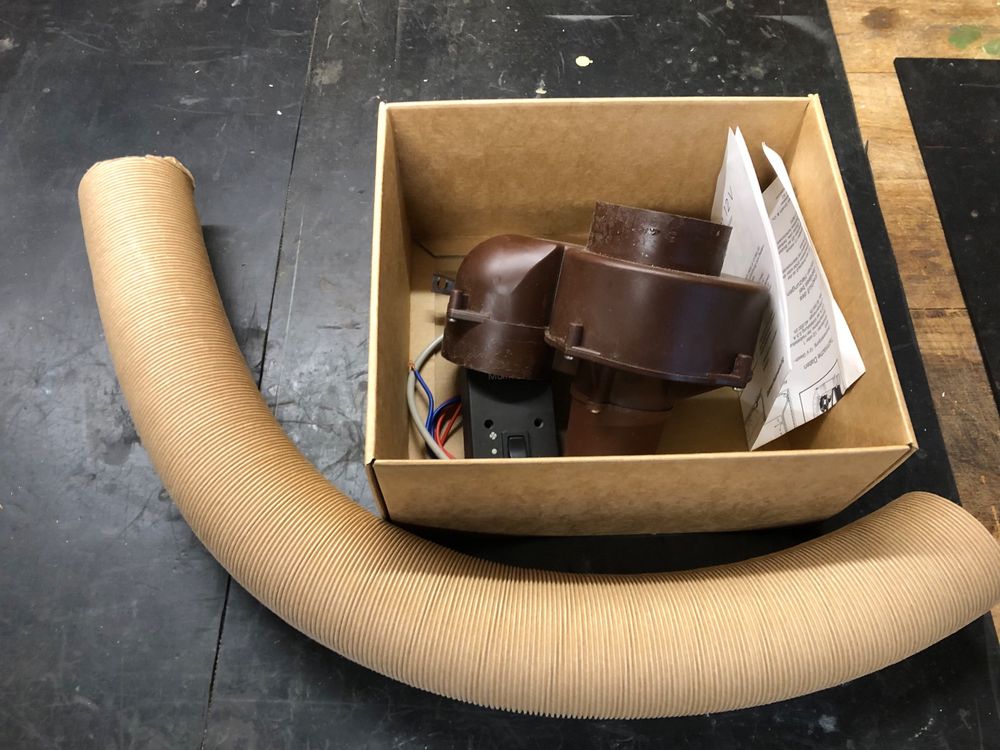 Truma Multivent 2 stufig 12V (Gebraucht) in Giswil für CHF 34.5 – mit ...