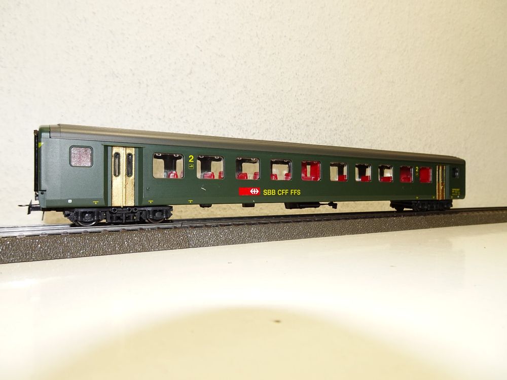Roco Personenwagen 2. Kl. SBB 515-0 HO (9) (Gebraucht) in Luzern für ...