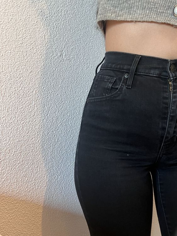 Levi's Mile High Super Skinny Jeans Gr. 26 (Gebraucht) in Baar für CHF ...